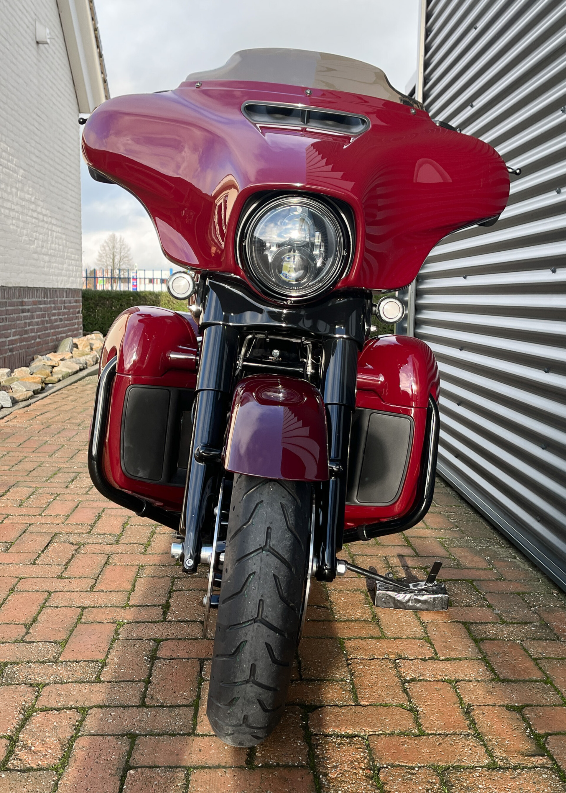 Billiard Red Street Glide 2021 FLHXS - South East Motorcycles