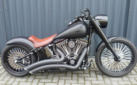 FLSTC Custom 2002 tweedehands harley - South East Motorcycles